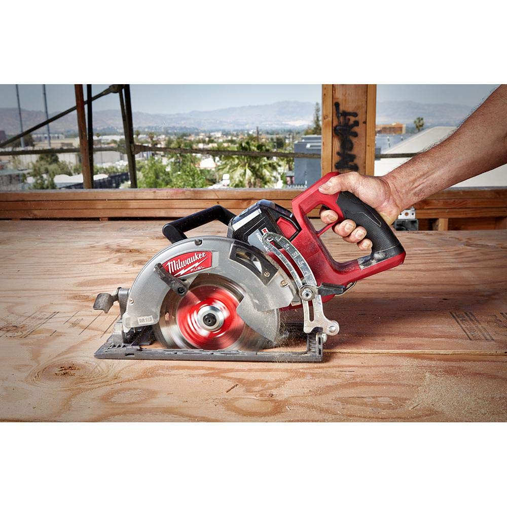 Milwaukee 2830-21HD M18 FUEL Rear Handle 7-1/4 in. Circular Saw Kit