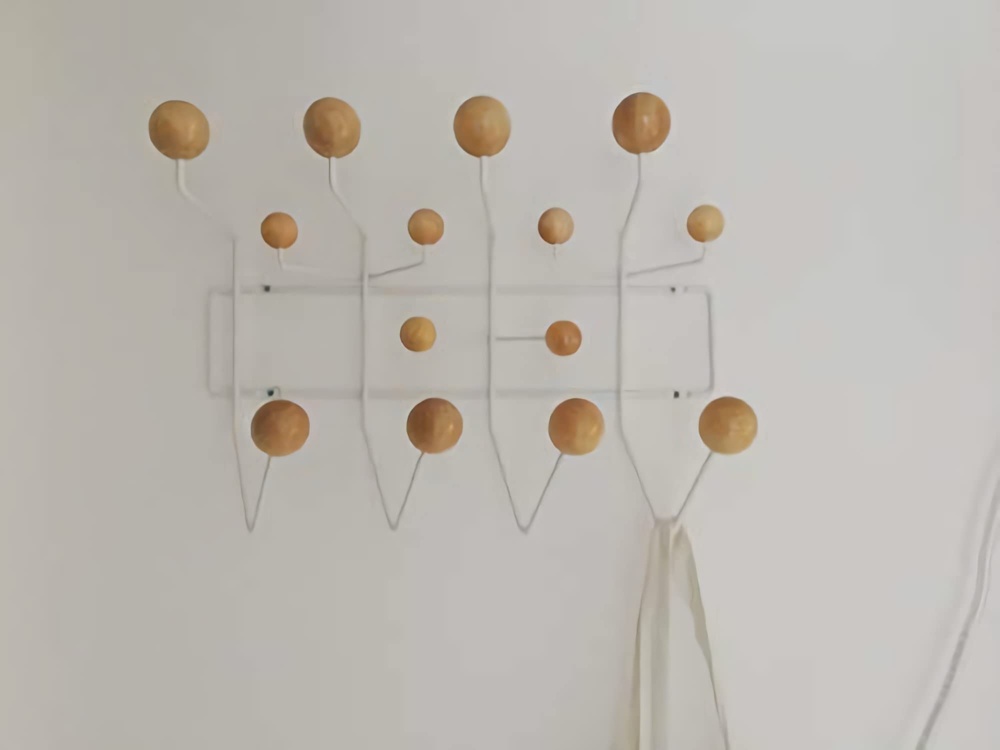 SHISEDECO Classic Hang it All Coat Rack, Mid Century Modern Wall Mounted Coat Hooks with Painted Solid Wooden Balls(Multi Colors Available) (White Frame Natural)