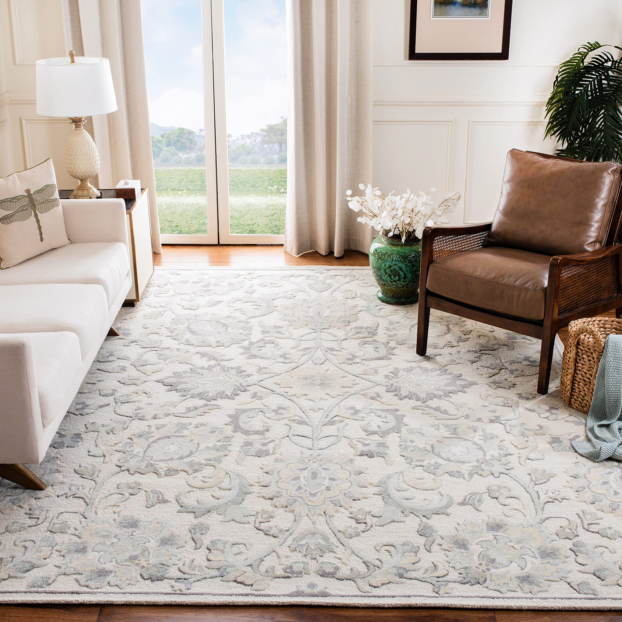 SAFAVIEH Glamour Collection Area Rug - 8' x 10', Ivory & Grey, Handmade Wool, Ideal for High Traffic Areas in Living Room, Bedroom (GLM624A)