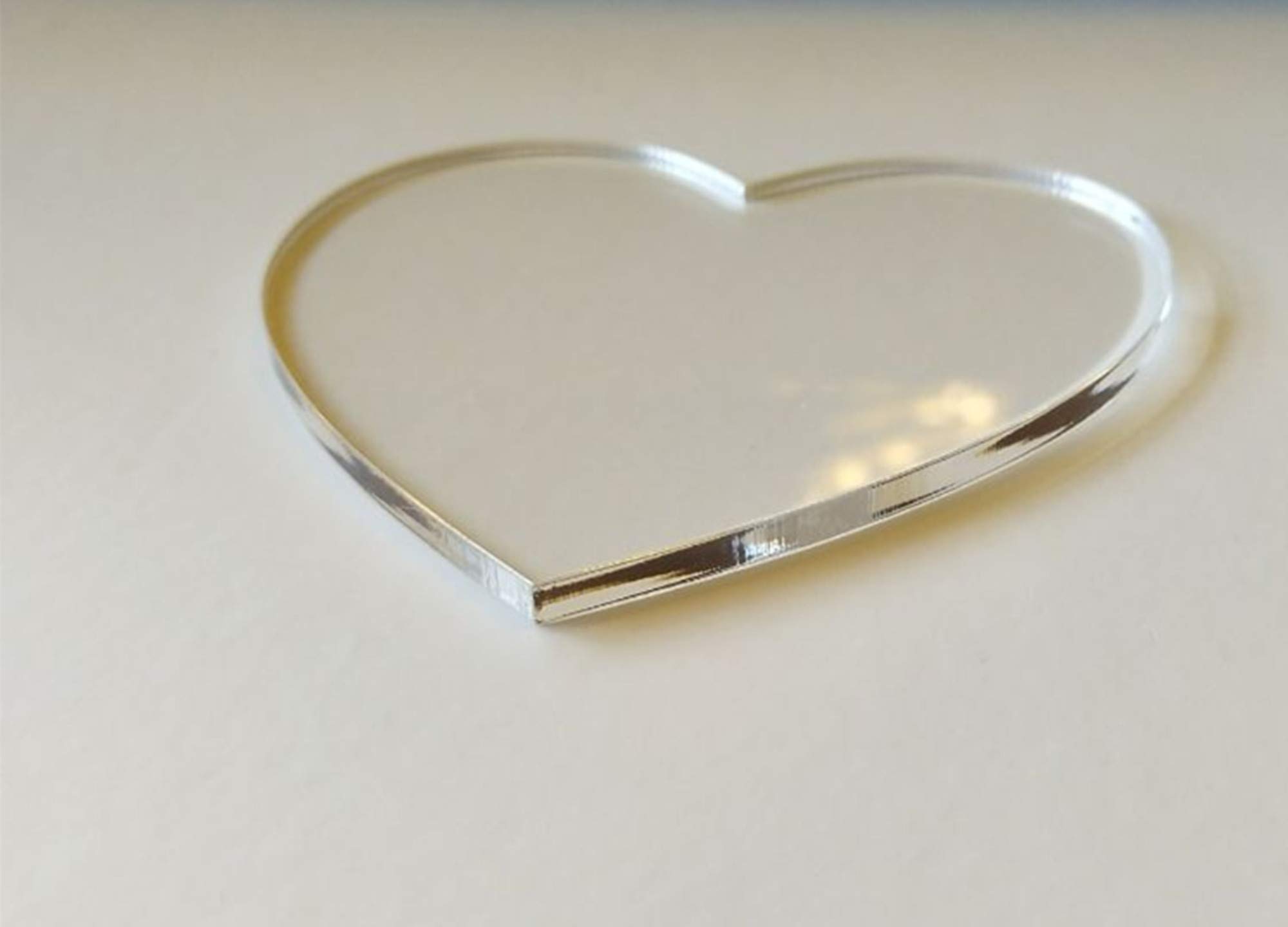 Clear Blank Heart Acrylic Place Card for Weddings,Guest Names Escort Cards,PMMA Tile Place Cards,Dining Seating Chart Place Cards for Birthday Parties, Table Place Cards (3")