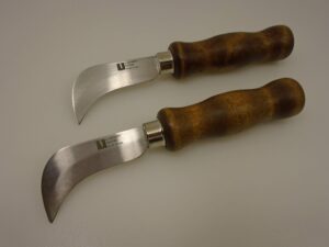 r murphy usa bundled lot of (2) 17 gauge roofing/linoleum knives - long blades # 86797