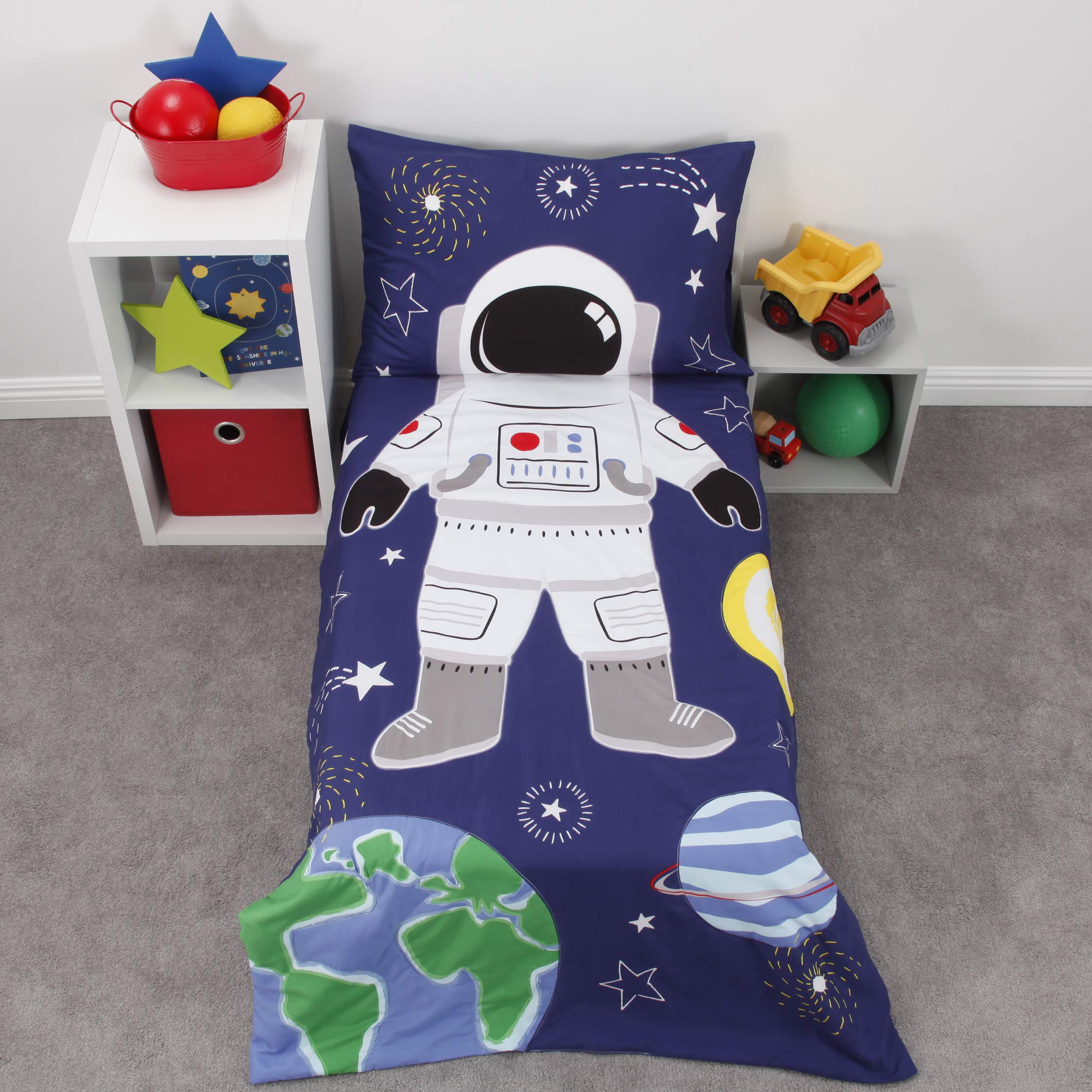 Everything Kids Space Astronaut - Navy, Green & Yellow Glow in The Dark 4Piece Toddler Bed Set - Comforter, Flat Top Sheet, Fitted Bottom Sheet & Reversible Pillowcase, Navy, Green, Yellow, White