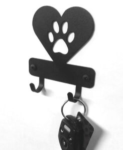 the metal peddler miniature dog paw in heart - key rack holder (3.5 inches) - made in usa