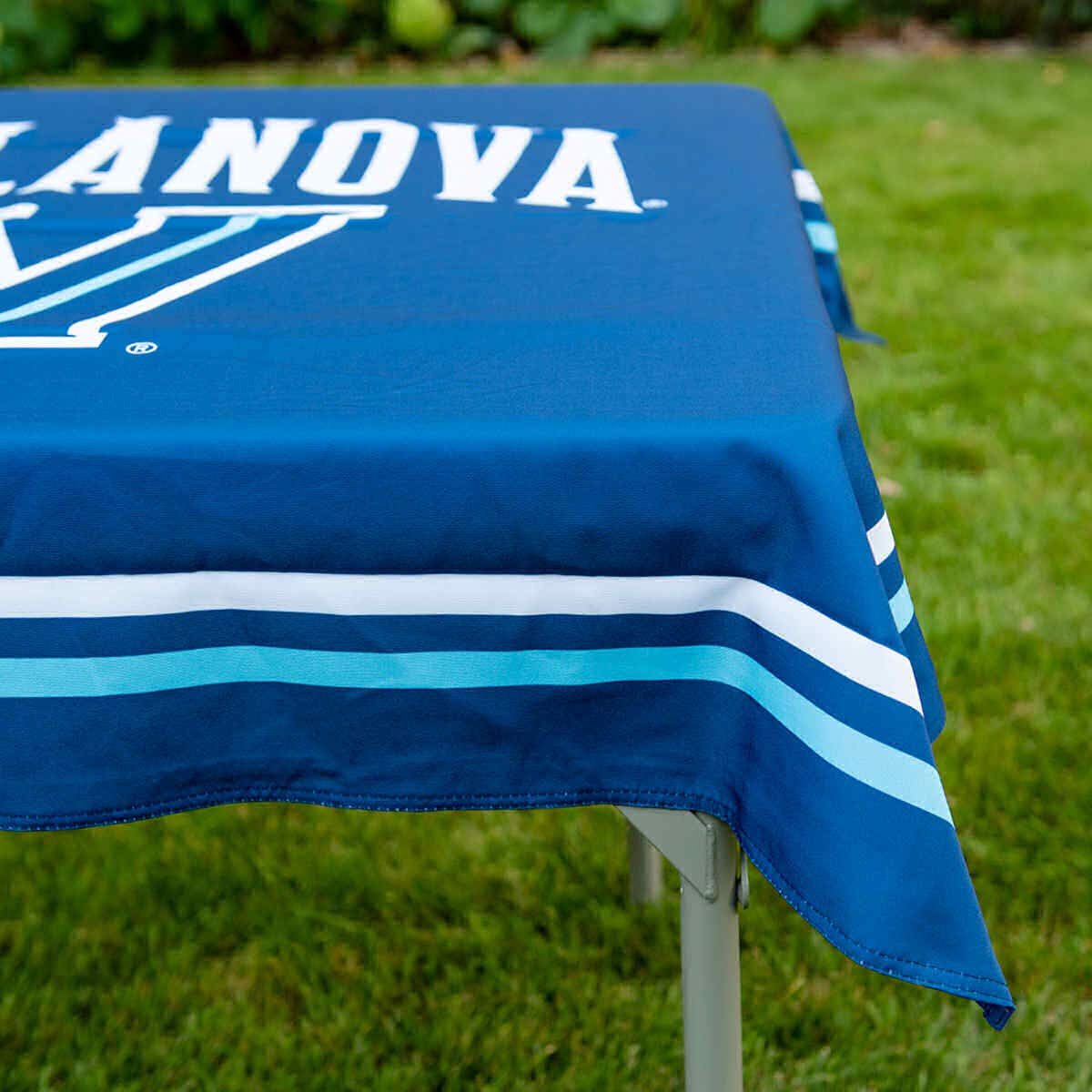 College Flags & Banners Co. Villanova Wildcats Logo Tablecloth or Table Overlay