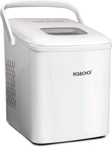 igloo iceb26hnwhn automatic self-cleaning portable electric countertop ice maker machine with handle, 26 pounds in 24 hours, 9 ice cubes ready in 7 minutes, with ice scoop and basket, white