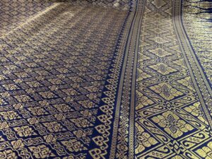 amornphan 44 inches blue and gold traditional thai silk damask fabric for wedding dress skirt by the yard