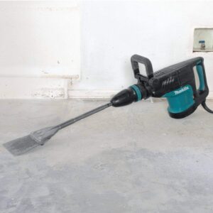 Makita HM1203C-R 20 lb. SDS-Max Demolition Hammer with Case (Renewed)