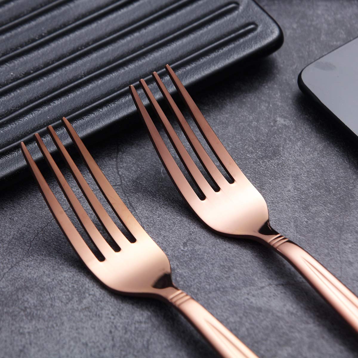 Rose Gold Silverware Set, Berglander Titanium Rose Gold Plating Flatware Set 20 Pieces, Stainless Steel Rose Gold Cutlery Set, Copper Silverware Set Service For 4