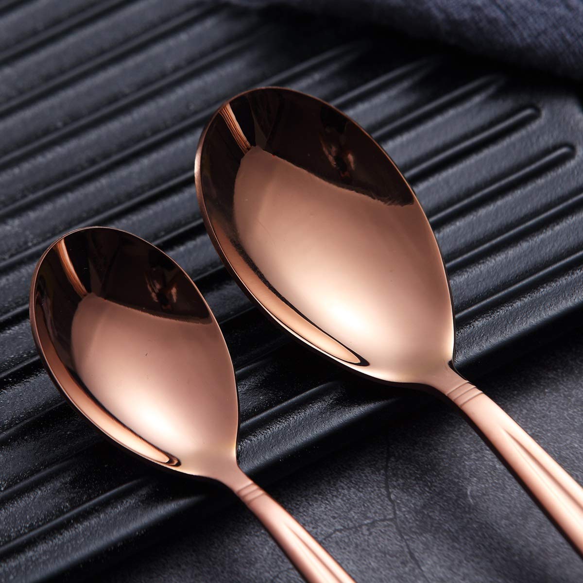 Rose Gold Silverware Set, Berglander Titanium Rose Gold Plating Flatware Set 20 Pieces, Stainless Steel Rose Gold Cutlery Set, Copper Silverware Set Service For 4