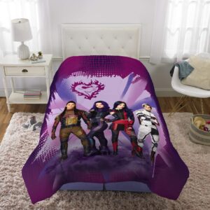 Descendants 3 "Wicked Women 2 Piece Twin/Full Reversible Comforter & Sham Set. Featuring: Jay, Evie, Mal & Carlos