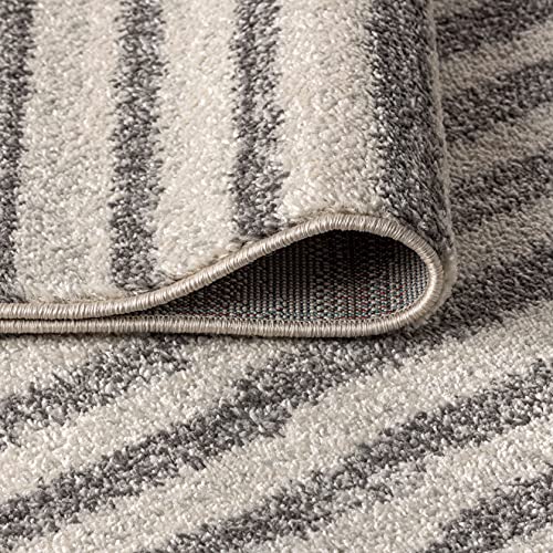 JONATHAN Y MOH204A-4 Lyla Offset Stripe Indoor Farmhouse Area-Rug Bohemian Minimalistic Striped Easy-Cleaning Bedroom Kitchen Living Room Non Shedding, 4 X 6, Grey