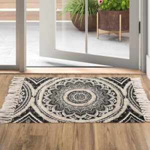 LEEVAN Small Boho Bathroom Rug 2' X 3' Tufted Machine Washable Throw Rugs Bohemian Mandala Area Rug with Tassels Hand Woven Farmhouse Kitchen Sink Rug for Laundry Room/Bedroom,Cream and Black