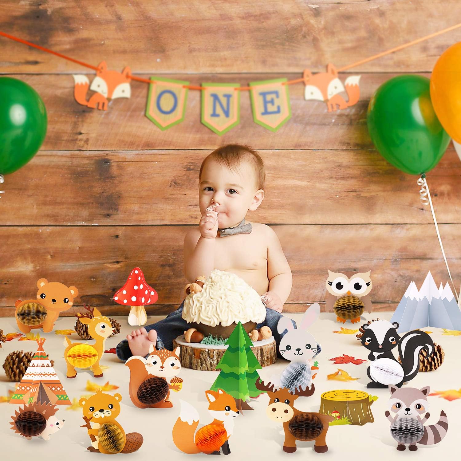 Distaratie 16PCS Woodland Animals Honeycomb Centerpieces Forest Friends 3D Table Toppers for Woodland Baby Shower Birthday Decorations Wild One Camping Party Supplies