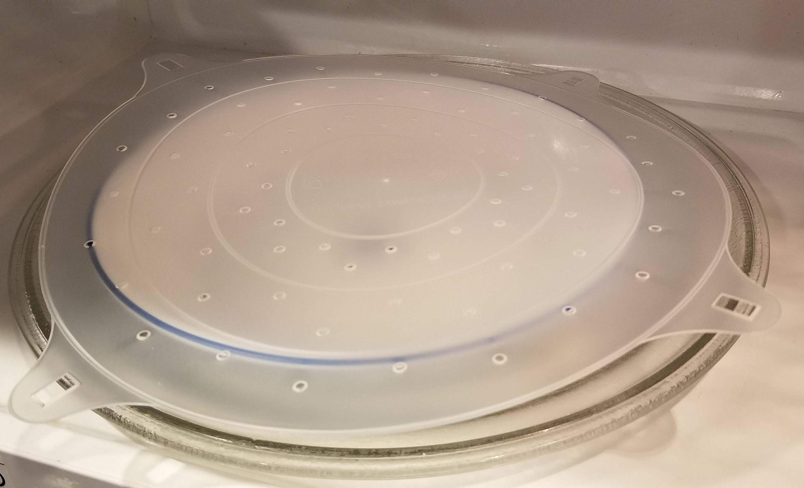 Handy Housewares 10" Round Vented Microwave Splatter Guard Food Bowl Cover - Helps Keep Your Microwave Clean (1-pack)