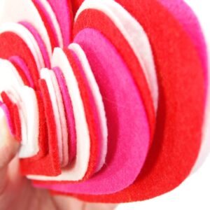 Playfully Ever After 1 to 6 inch Multi-Size Color Pack 24pc Felt Hearts (Red/Pink/LightPink/White)