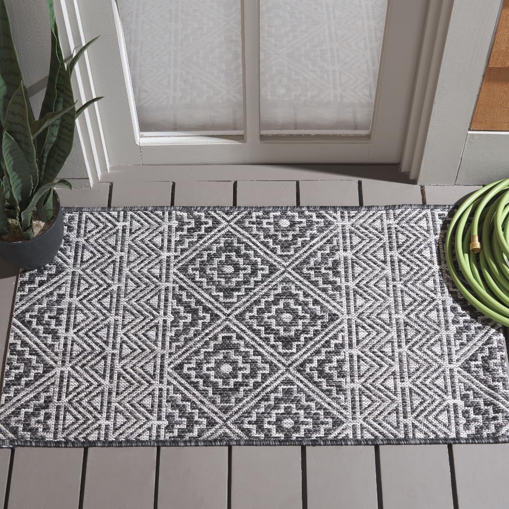 SAFAVIEH Courtyard Collection 2' x 3'7" Black / Grey CY8787 Indoor/-Outdoor-Waterproof Easy-Cleaning Patio Backyard Mudroom Accent-Rug