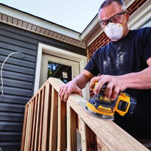 Dewalt DCW210BR 20V MAX XR Brushless Variable-Speed Lithium-Ion 5 in. Random Orbital Sander (Tool Only) (Renewed)