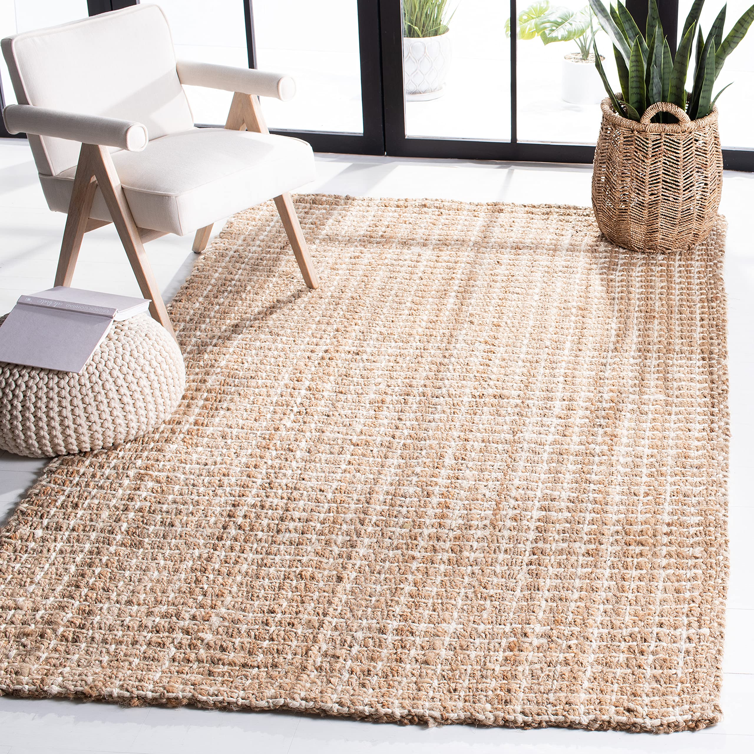 SAFAVIEH Natural Fiber Collection Accent Rug - 3' x 5', Natural, Handmade Boho Farmhouse Woven Jute, Ideal for High Traffic Areas in Entryway, Living Room, Bedroom (NF187A)