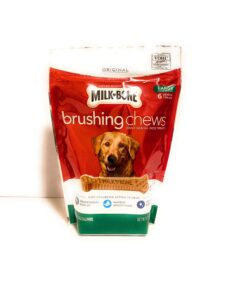 milk-bone brushing chews daily dental dog treats, large, 8.1 ounces, 6 bones per bag