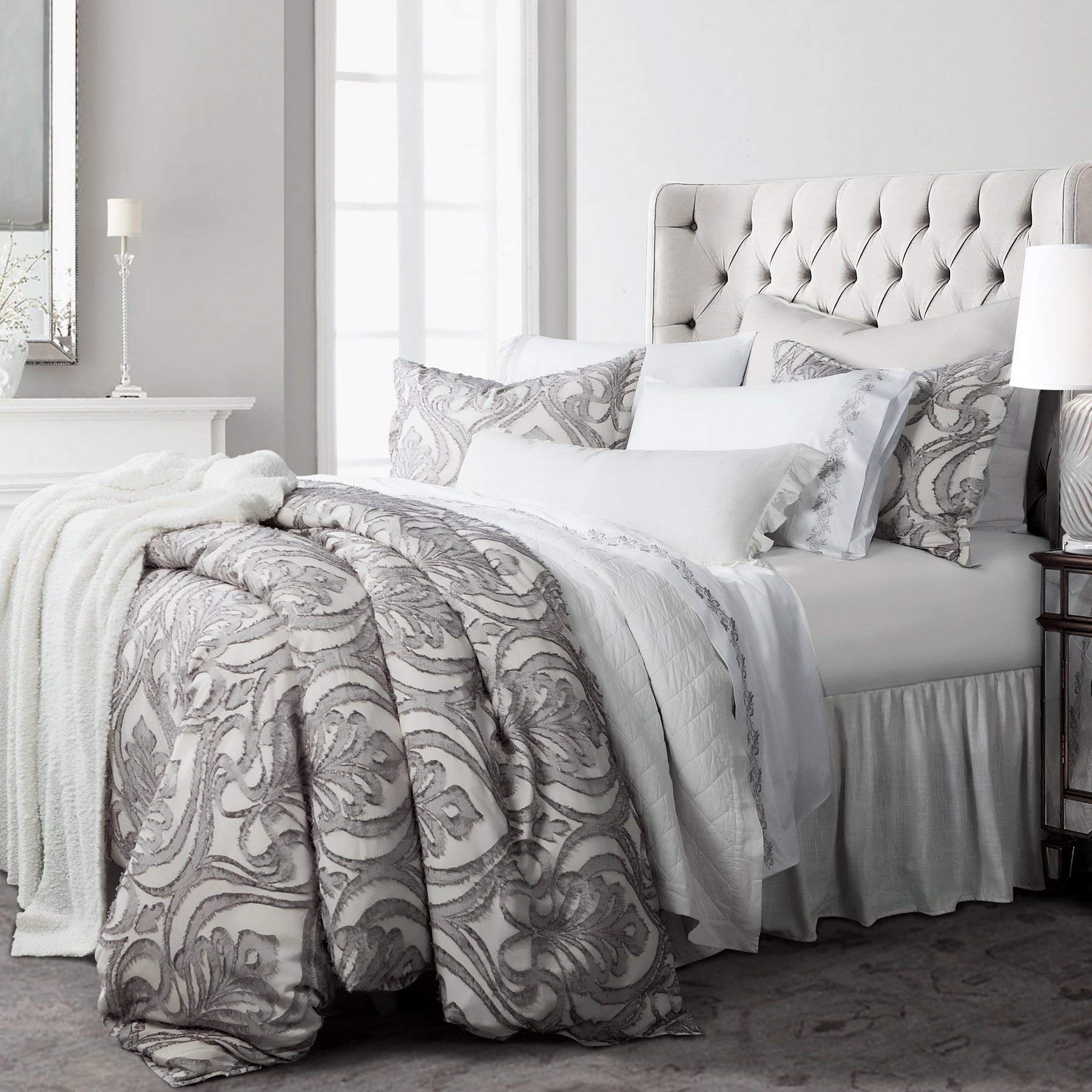 HiEnd Accents Nicole 3 Piece Duvet Set with Pillow Shams, Super King Size, Gray Damask Pattern, Traditional Romantic Shabby Chic Style Luxury Bedding Set, 1 Duvet and 2 Pillowcases