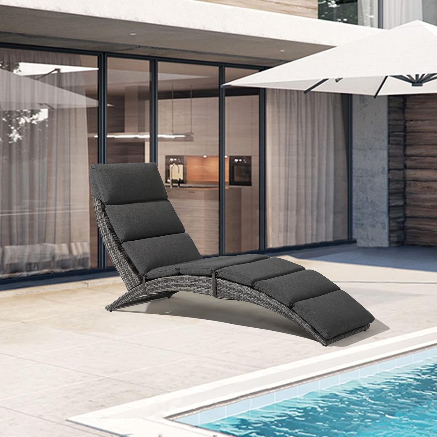 JOIVI Patio Chaise Lounge, Outdoor Lounge Chair, PE Rattan Folding Chaise Lounger with Removable Dark Gray Cushion, Suitable for Poolside, Garden, Balcony