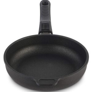 Ozeri Professional Series Hand Cast Ceramic Fry Pan with Removable Handle, 100% Made in Germany and Free of GenX, PFBS, Bisphenols, APEO, PFOS, PFOA, NMP and NEP