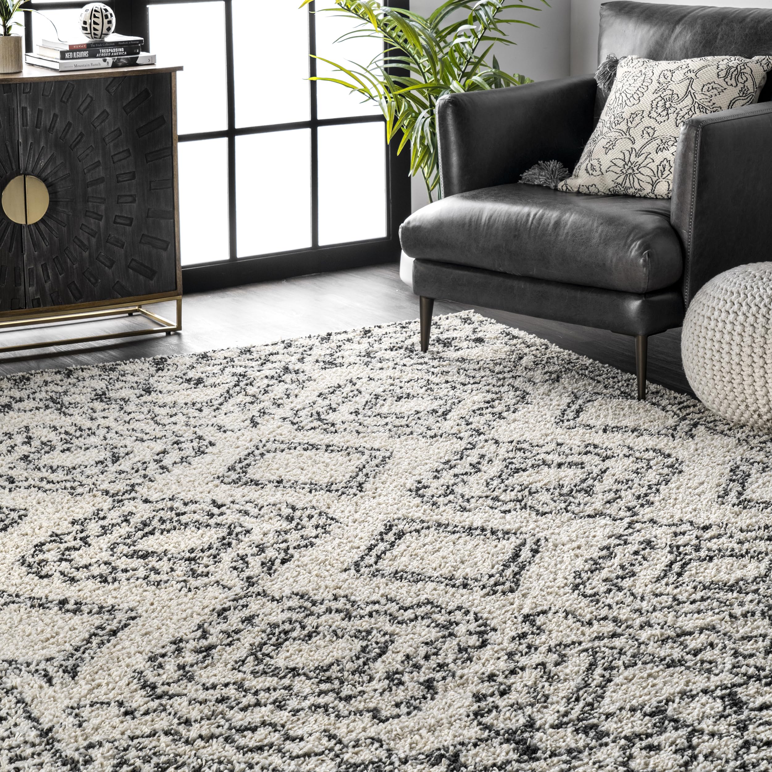 nuLOOM Lacey Moroccan Geometric Shag Runner Rug, 2' 8" x 10', Off White