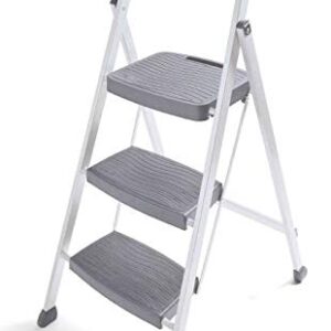 Rubbermaid 3-Step Steel Ladder, Folding Step Stool with Hand Grip and Non-Slip Feet, White, Tested to ANSI US Safety Standards, No Assembly Required (Amazon Exclusive)