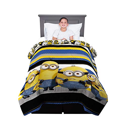 Franco Kids Bedding Super Soft Microfiber Reversible Comforter, Twin/Full, Minions The Rise Of Gru