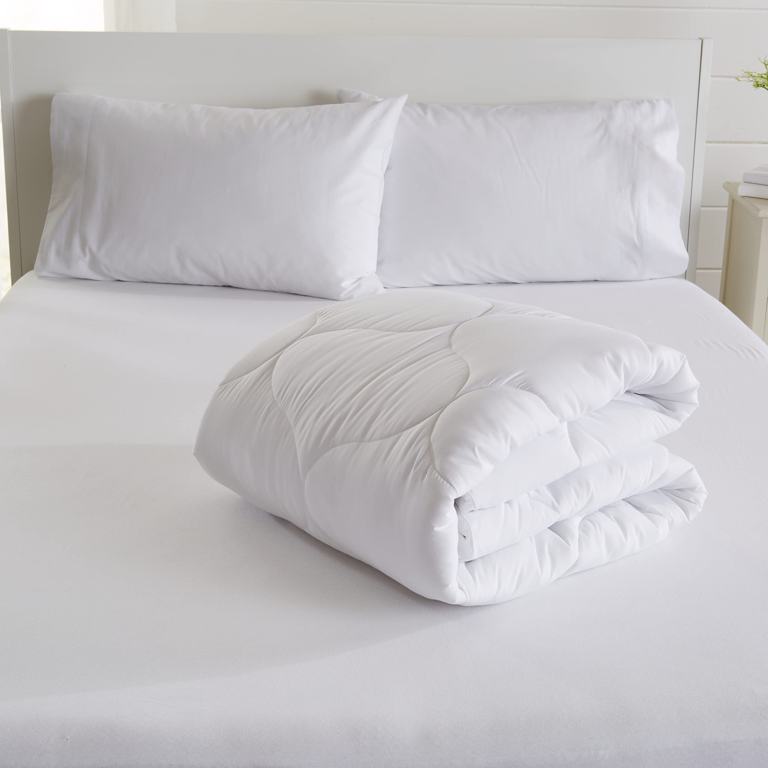 Ultra-Soft Mattress Topper. 2-Inch Thick Mattress Pad Cover. Fits Mattresses up to 18” Deep. Kyla Collection (Full)