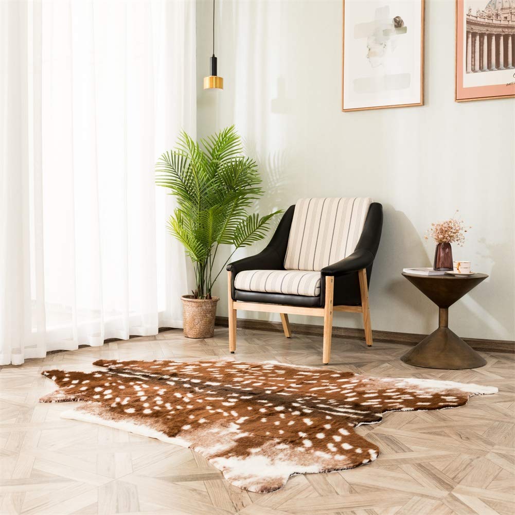 Faux Cowhide Area Rug, Sika Deer Print Hide Rug Faux Fur Animals Mat Carpet for Home,Livingroom (3.3x3ft)