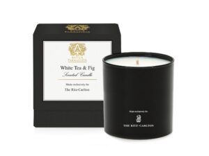 the ritz-carlton white tea & fig candle by antica farmacista - notes of white tea, succulent fig and apricot - 9 oz.