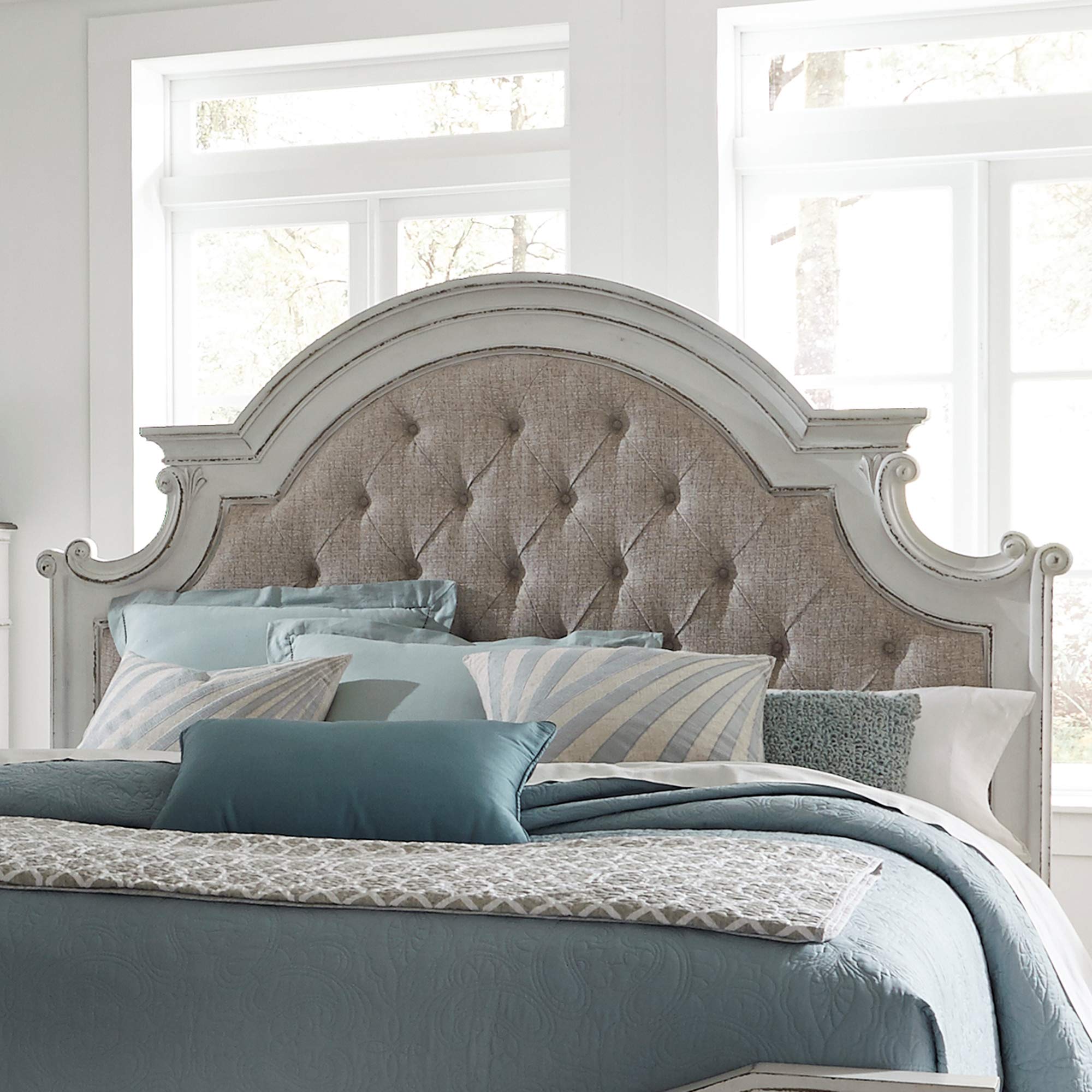 Liberty Furniture Industries Magnolia Manor King Uph Panel Headboard