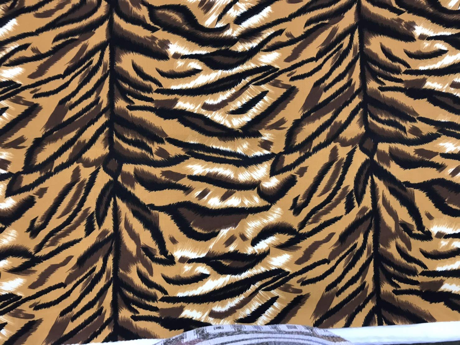 AMORNPHAN Set of 4 Tiger Leopard Animal Pattern Printed Cotton Quilting Fabric Bundle for Patchwork Needlework DIY Handmade Sewing Crafting Scrapbooking Precut 18 x 22 Inches (Set of 4 Pieces)