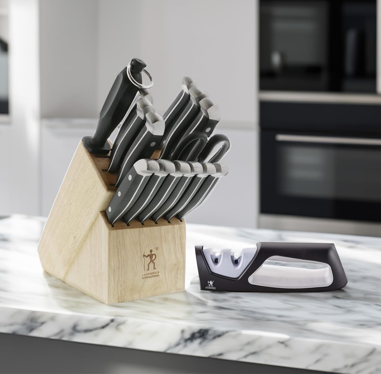 Henckels Statement 15-pc Knife Block Set with sharpener