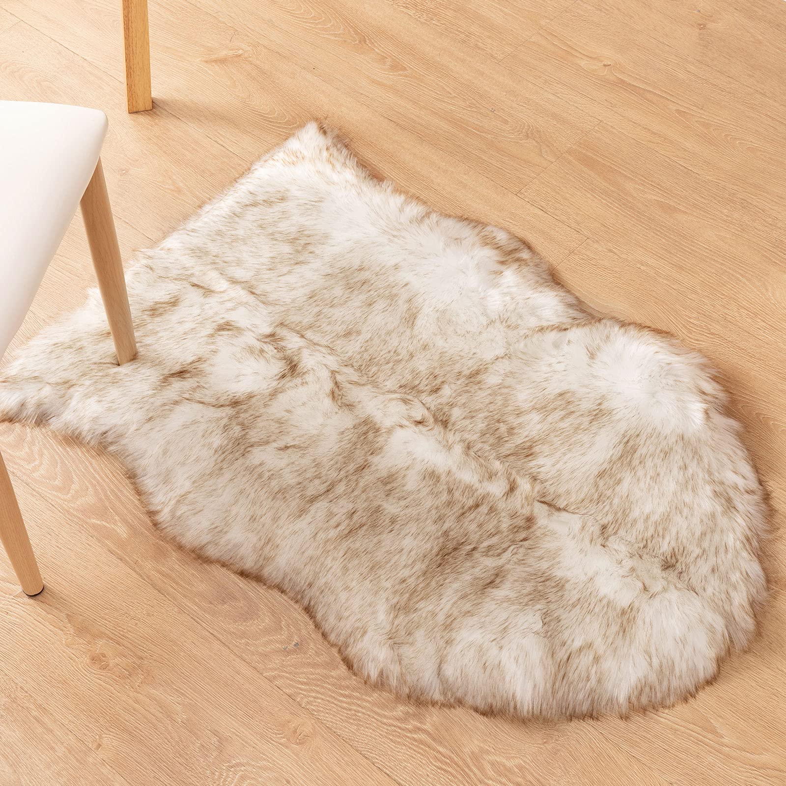 Carvapet Luxury Soft Faux Sheepskin Chair Cover Seat Cushion Pad Plush Fur Area Rugs for Bedroom, 2ft x 3ft, White with Brown Tips