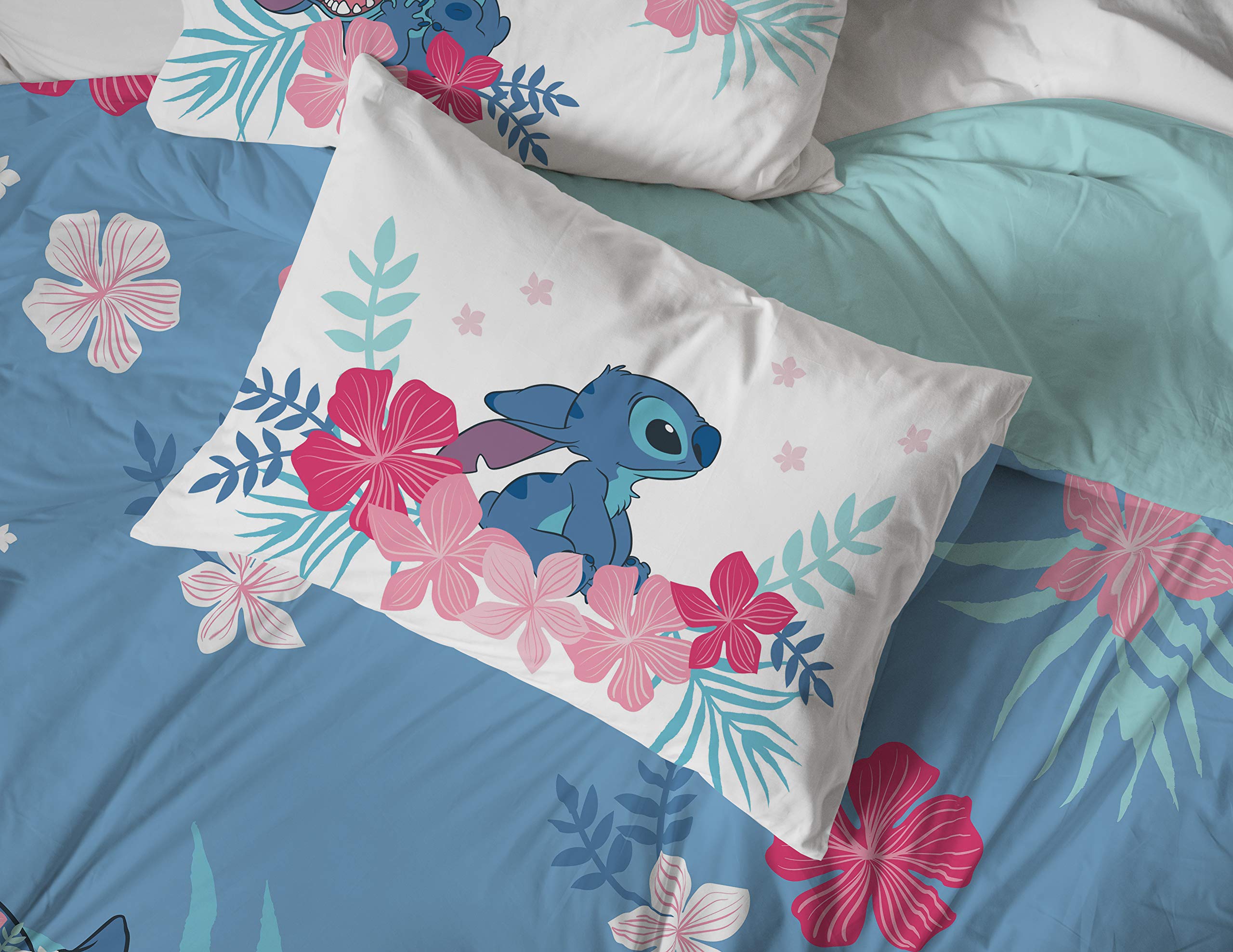 Jay Franco Disney Lilo & Stitch Paradise Dream Twin Sheet Set - 3 Piece Set Super Soft and Cozy Kid’s Bedding - Fade Resistant Microfiber Sheets (Official Disney Product)