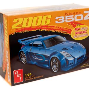 AMT 2006 Nissan 350Z 1:25 Scale Model Kit