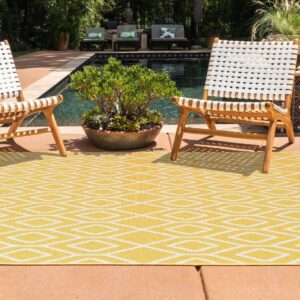 Jill Zarin Outdoor Collection Area Rug - Turks and Caicos (2' 2" x 3' Rectangle Yellow Ivory/Ivory)