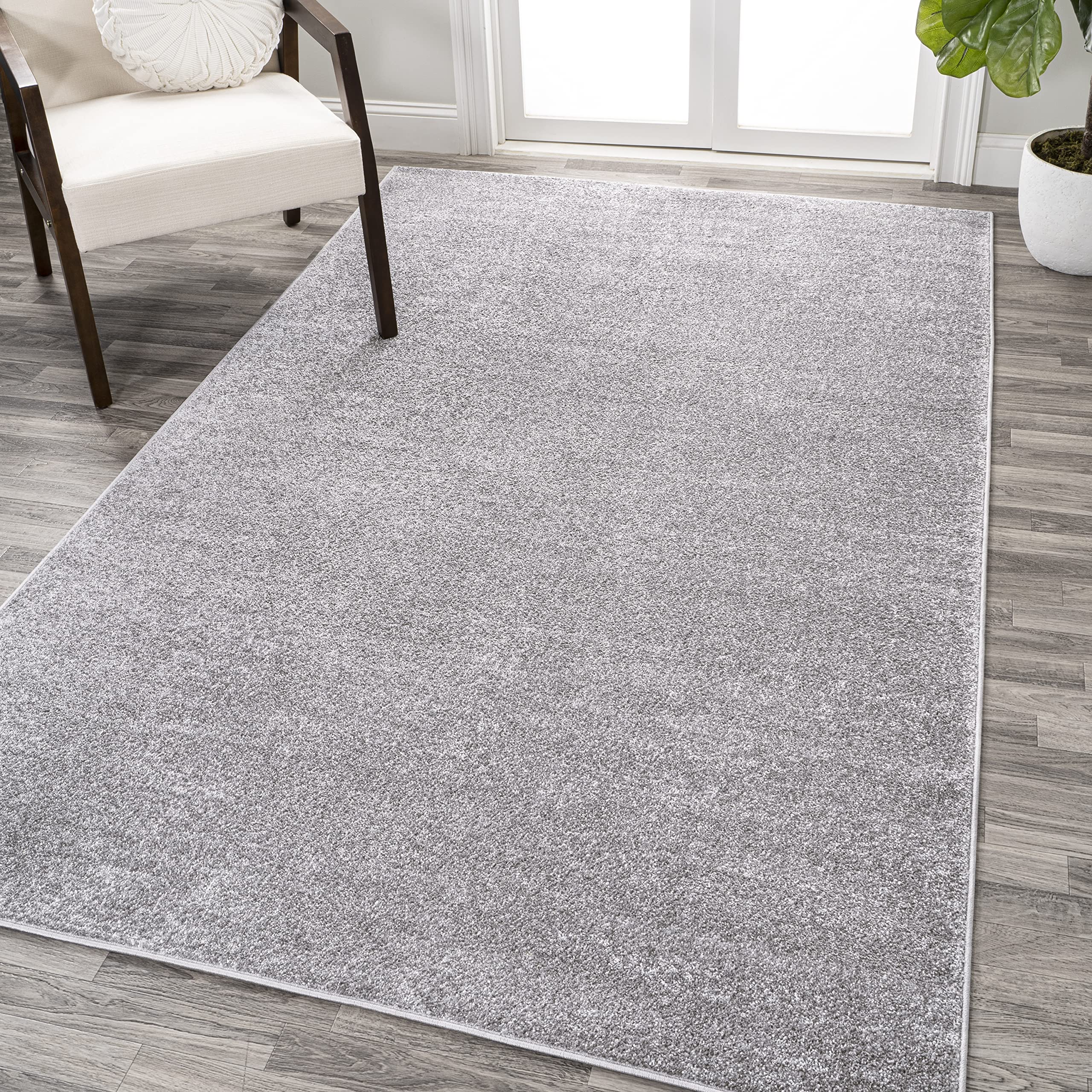 JONATHAN Y SEU100A-4 Haze Solid Low-Pile Indoor Area-Rug Casual Contemporary Solid Traditional Easy-Cleaning Bedroom Kitchen Living Room Non Shedding, 4 ft x 6 ft, Grey