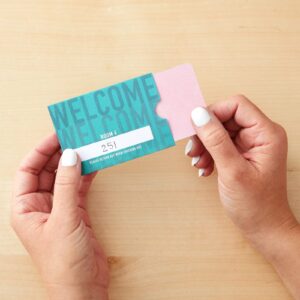 Stockroom Plus 500 Pack Hotel Key Card Envelopes, Key Sleeve for Residents, Room Card Envelope for Motel, Business, Bulk Printed Card Sleeves, Welcome Guests (Teal, 2.4x3.5 In)