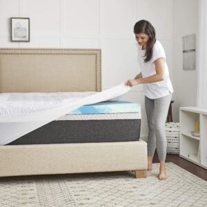 Sealy 4-Inch SealyChill Gel + Comfort Pillowtop Memory Foam Twin XL Mattress Topper + Molded Memory Foam Pillow Set