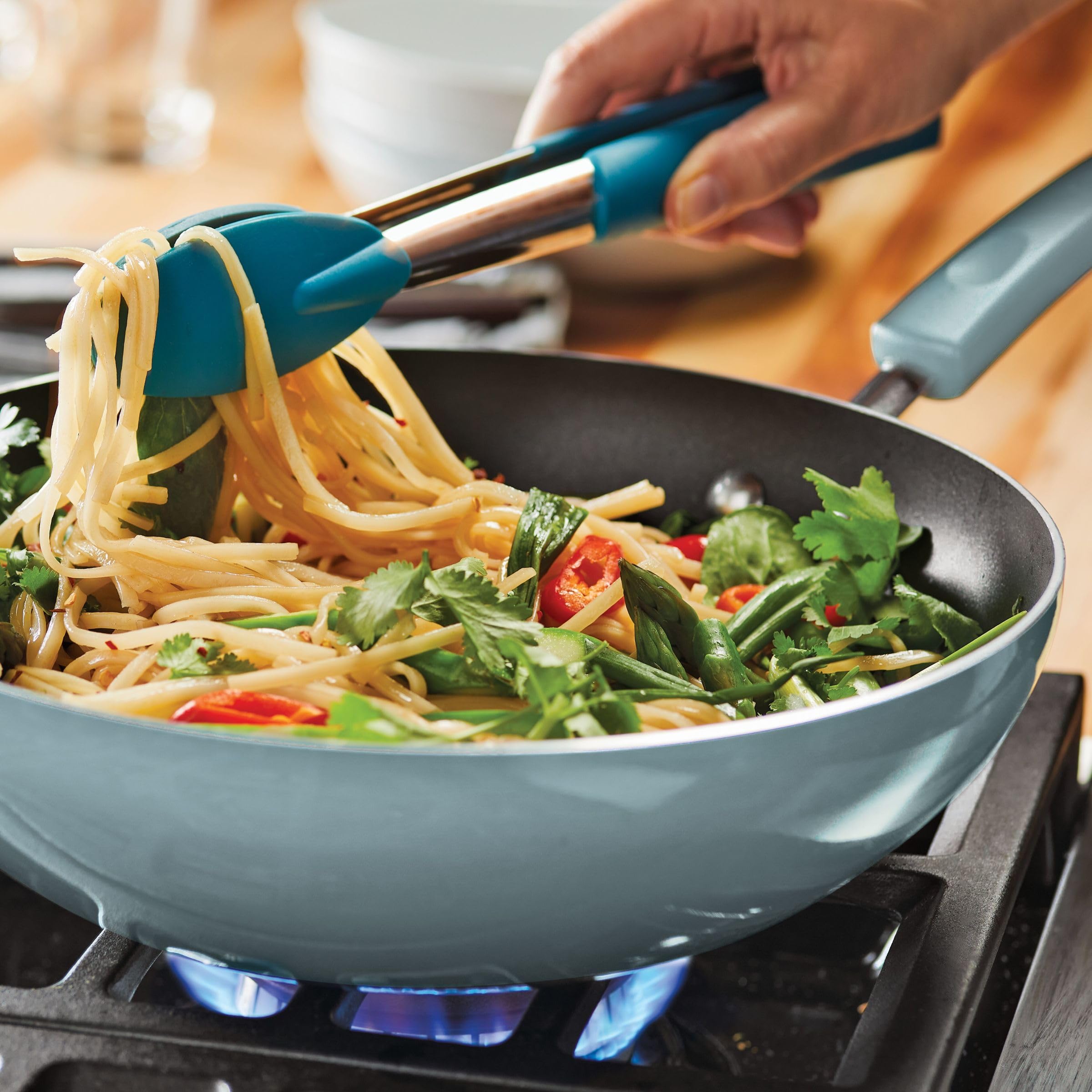 Rachael Ray Classic Nonstick Stir Fry Pan with Glass Lid, 11 Inch - Sky Blue