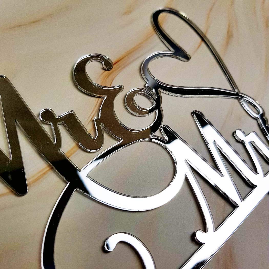 AMINJIE Mr and Mrs Cake Topper, Bride and Groom Sign Wedding/Engagement Cake Toppers Decoration, Mirror Silvery Acrylic