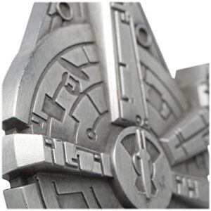 Open Road Brands Disney Star Wars Millennium Falcon Cast Iron Wall Hook - Star Wars Wall Hook for Coats, Jackets, Keys and More