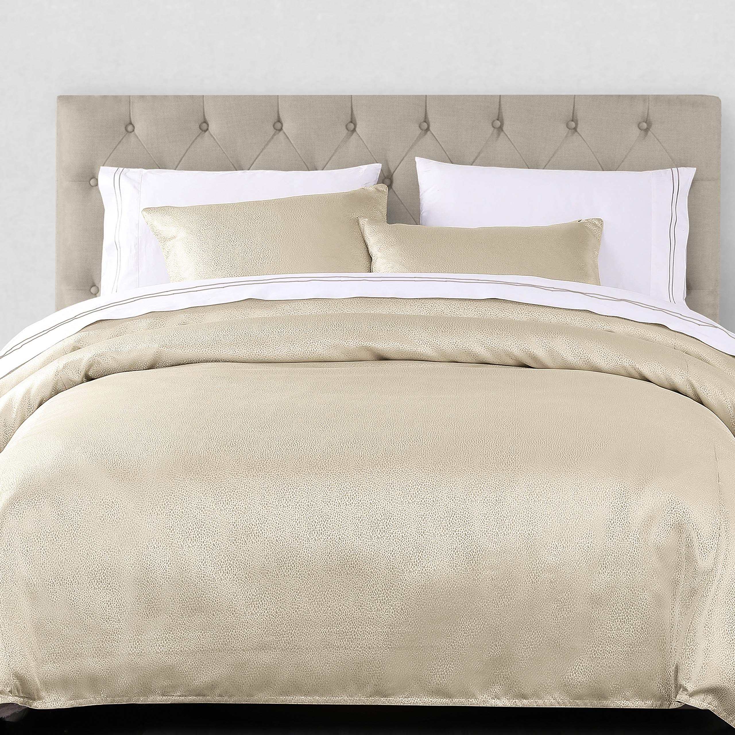 HiEnd Accents Marilyn Modern Bubble 3 Piece Duvet Cover Set with Pillow Shams, Gold Metallic Jacquard, Super King Size, Boho Glam Style Luxury Bedding, 1 Comforter Cover and 2 Pillow Cases