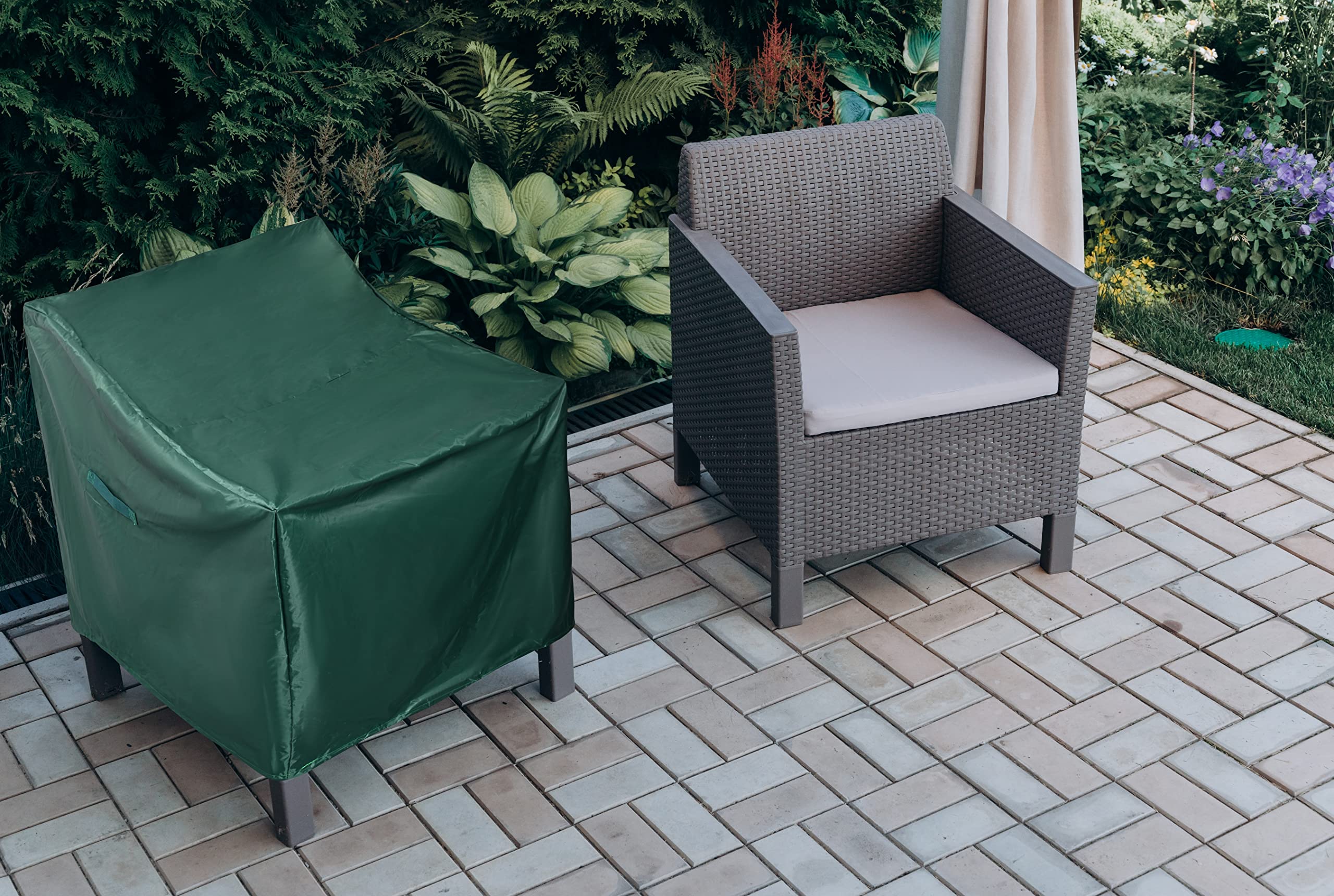 RosieLily Outdoor Chair Covers, Patio Chair Covers Waterproof, 600D Heavy Duty Stackable Patio Furniture Covers, Standard-2 Pack, Dark Green