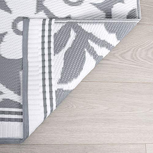 Kaliyah Gray Reversible Plastic Straw Large Outdoor Rug 8x10 for Patios Garden Picnic Camping Mats Waterproof and Washable