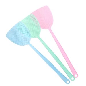 3 pieces fly swatters plastic fly swatters long handle fly swatters manual heavy duty plastic flyswatter fly swatter heavy duty for home kitchen(pink, green, blue)