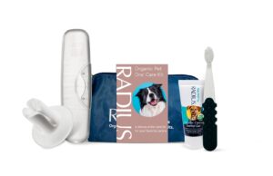 radius organic pet deluxe oral care kit canine toothbrush with organic canine toothpaste white toothbrush holder clear critter case blue travel bag, 1 count